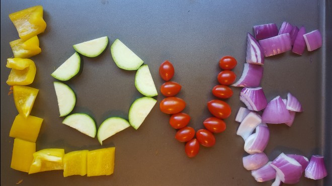 Roasted Chicken and Rainbow Veggies – Island Time Meal Prep
